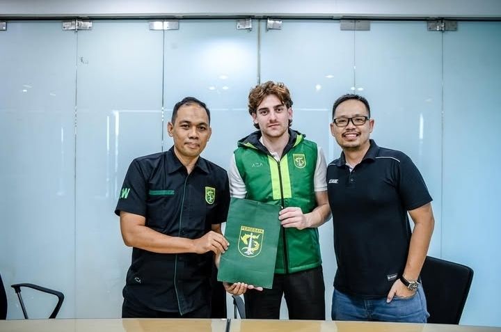Dejan Tumbas Resmi Perpanjang Kontrak dengan Persebaya, Isyarat Mihailo ...
