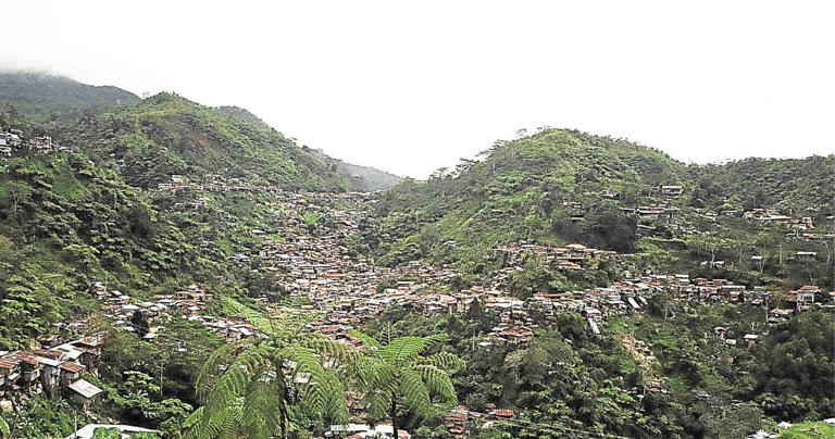 Marcos reconstitutes Diwalwal mining task force