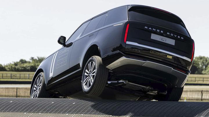 El Range Rover eléctrico promete más lujo que potencia, así es su ...