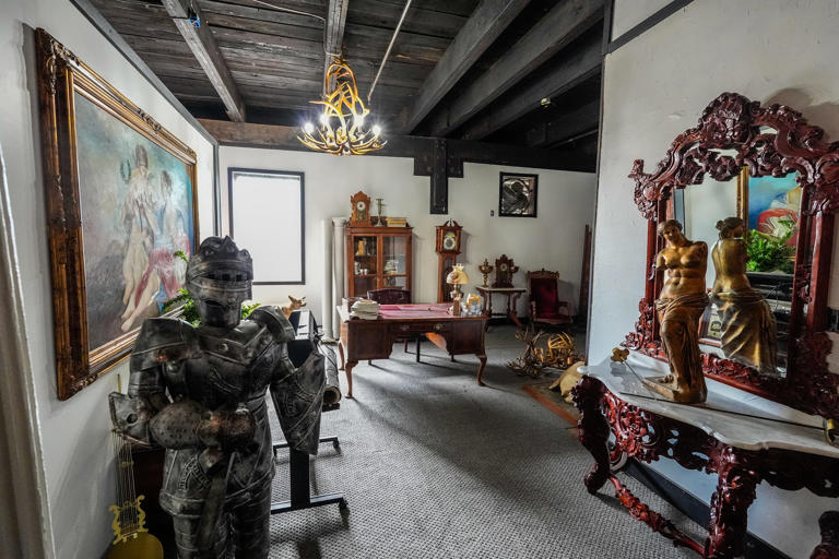 Castle for sale: Massive Birdsell Castle in Indiana hits the market ...