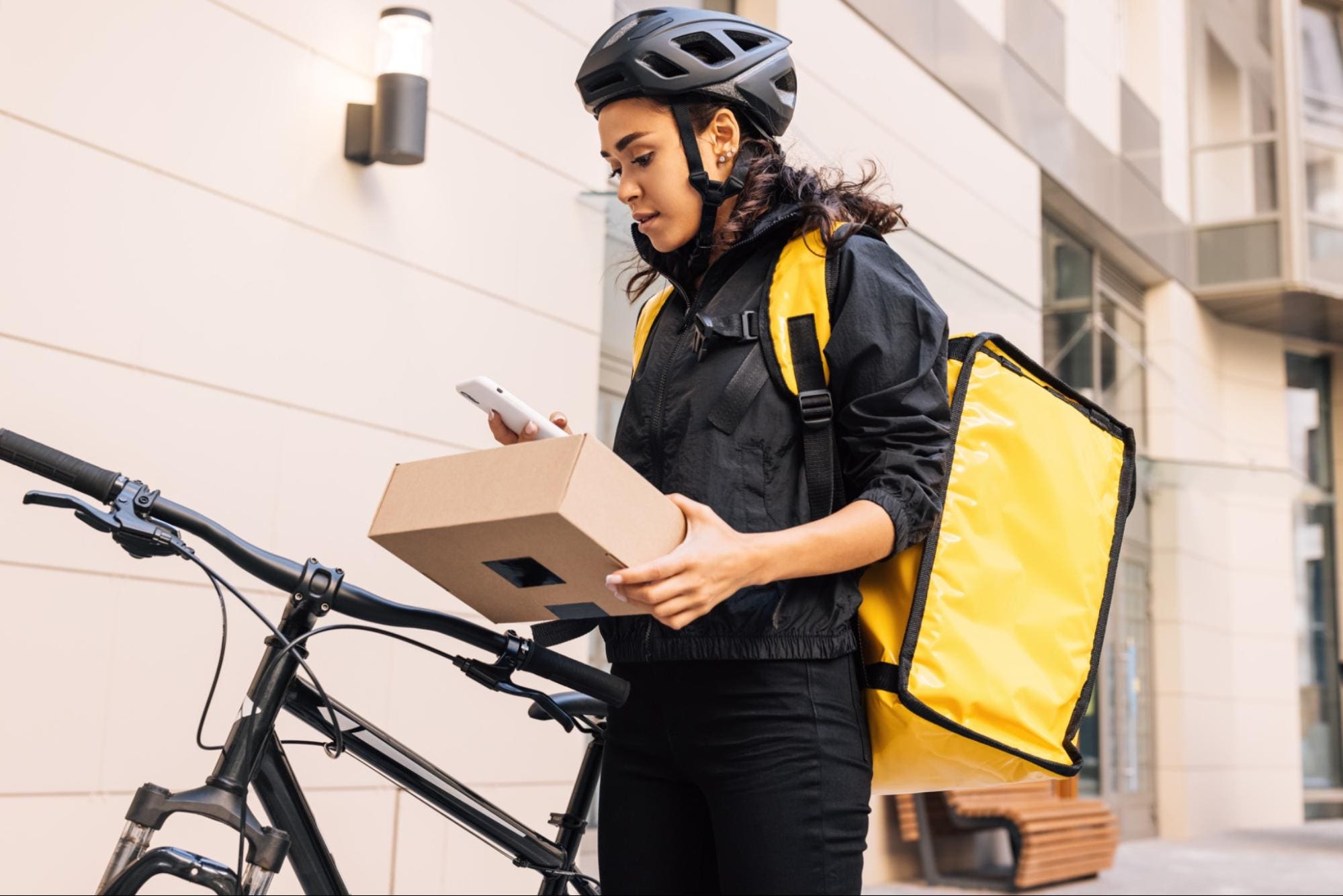 Avoid Unexpected Tax Bills: Essential Tips for Side Hustlers in 2025