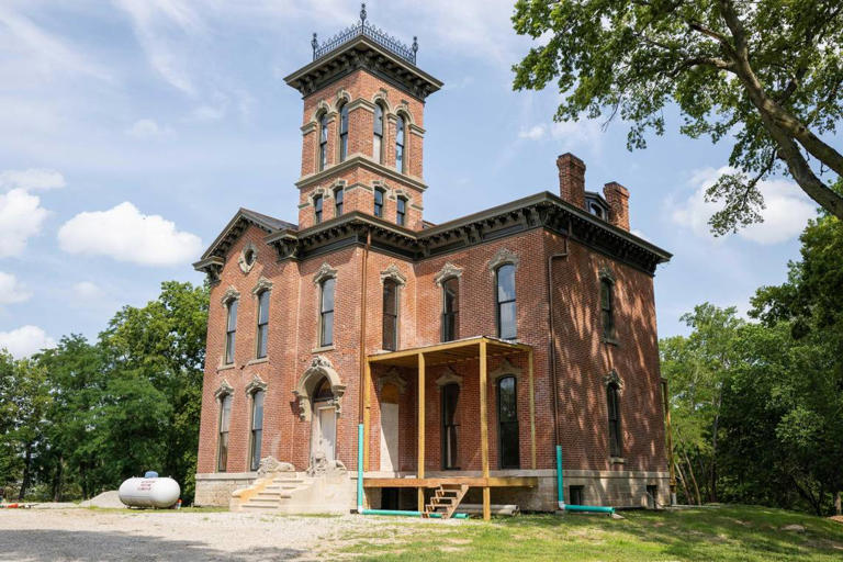 KCK's favorite haunted mansion is getting a makeover. Take a peek at ...