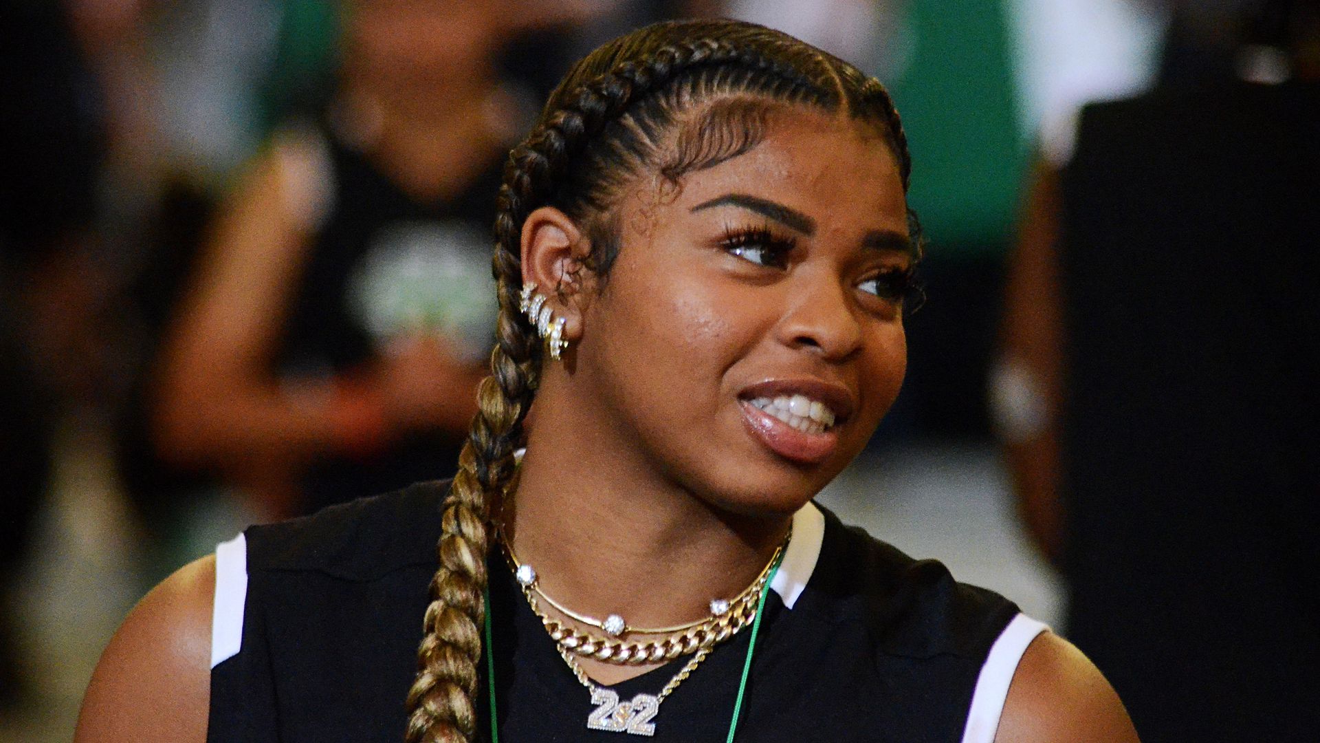 While hooping at an HBCU, the daughter of Deion Sanders deals with ...