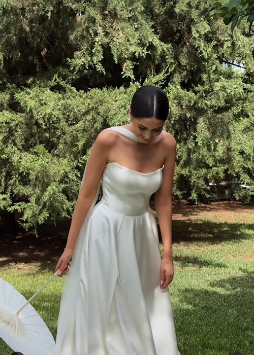 Irish influencer Jessie Willis' chic wedding look was inspired by ...