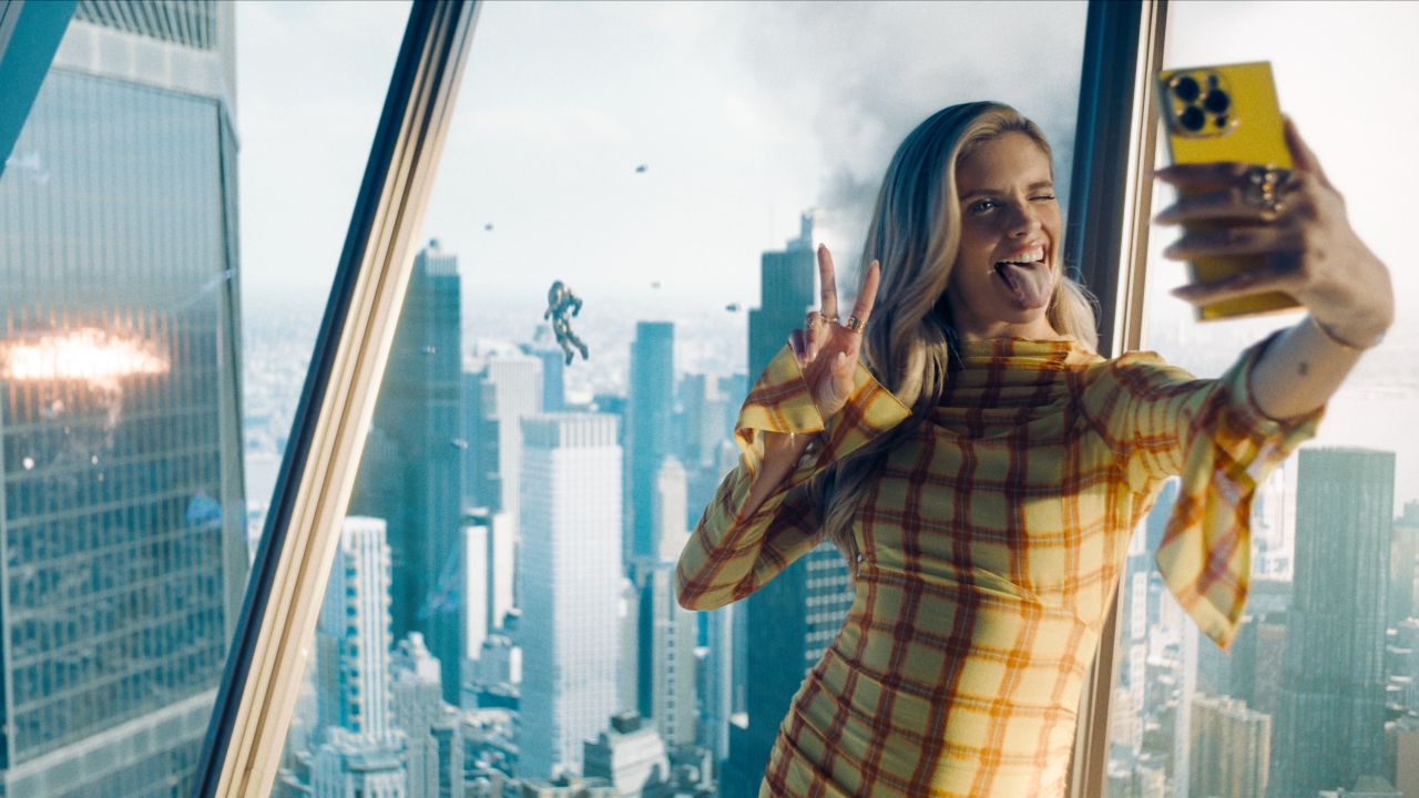 Does Eve Teschmacher Really Have Shrimp Toes? James Gunn Has A 'Spoiler ...