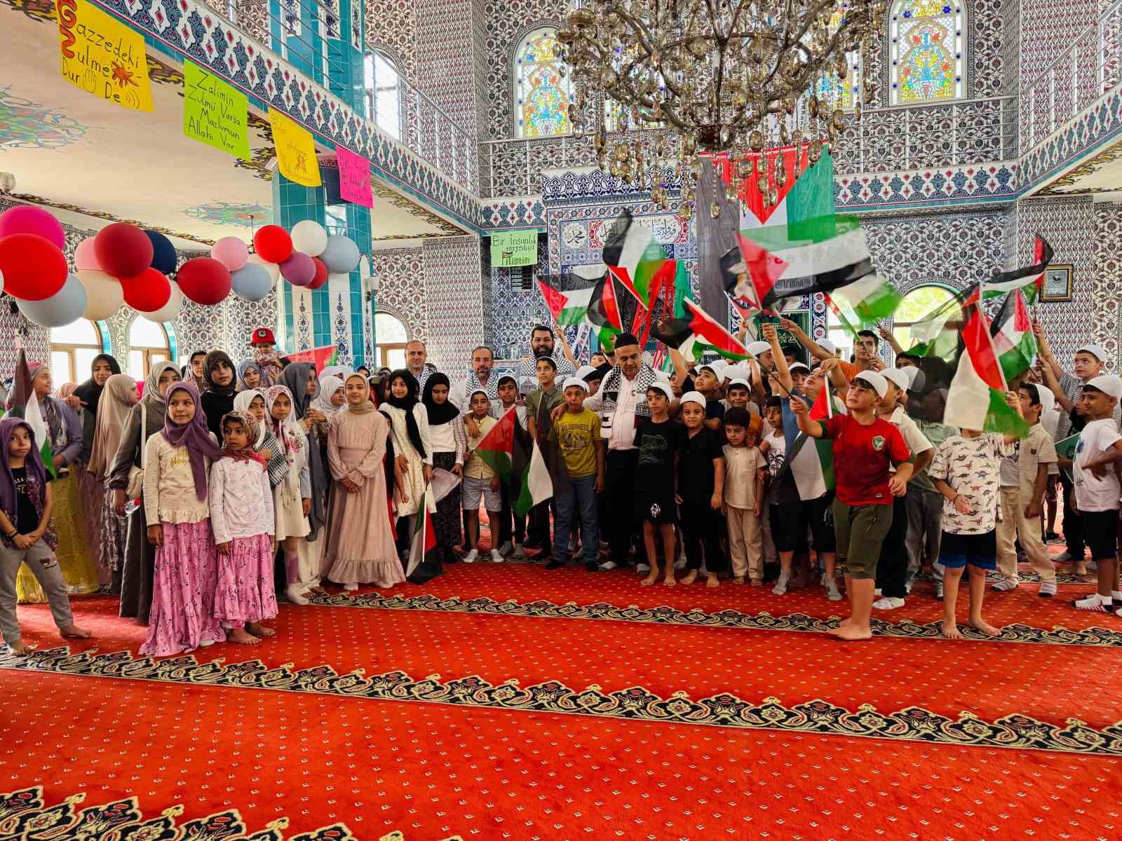 Diyarbakır’da yaz Kur’an kurslarında "Filisten’e Destek" programı