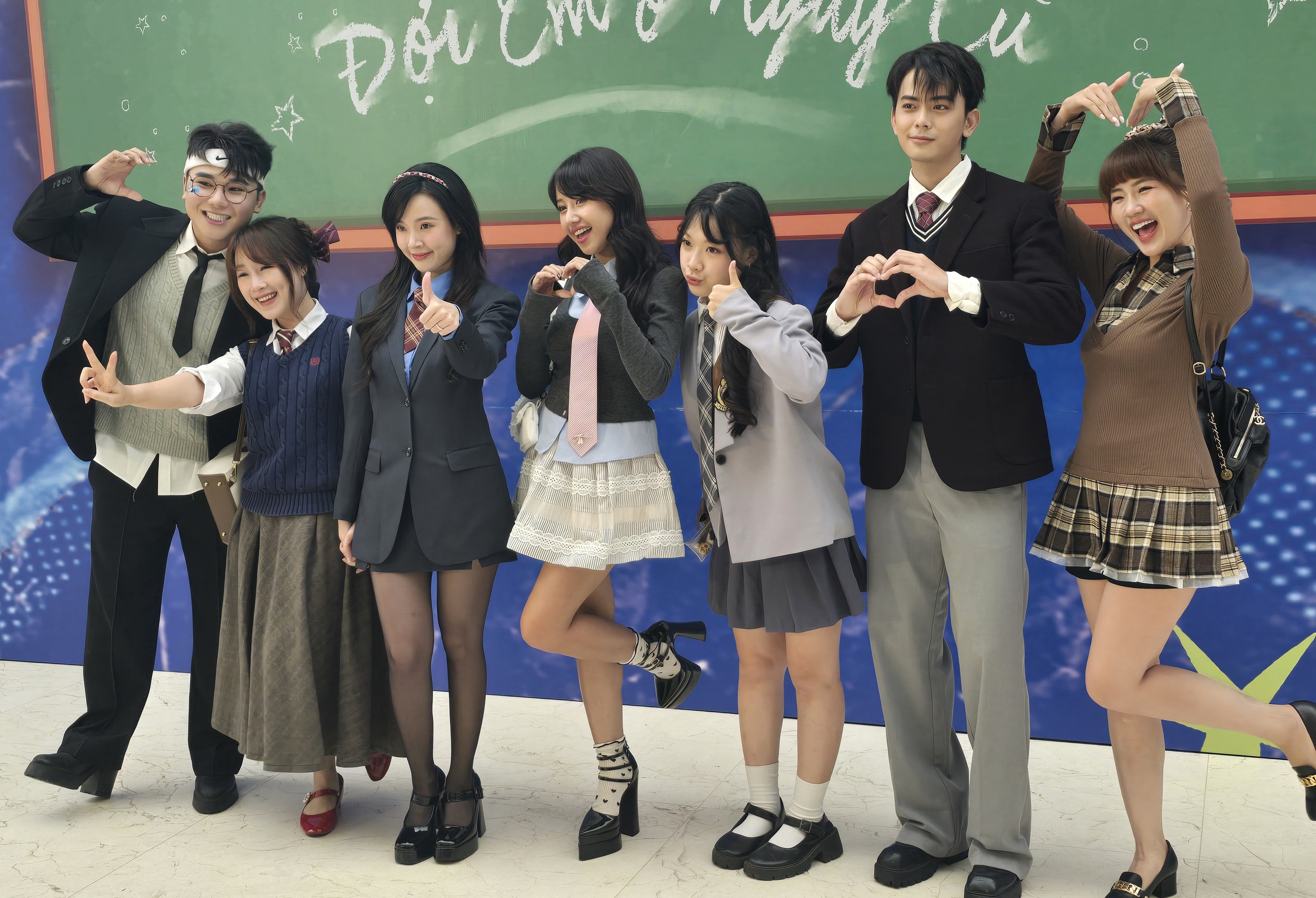 Midu 35 tuổi vào vai tuổi 17 trong phim tự đầu tư sản xuất