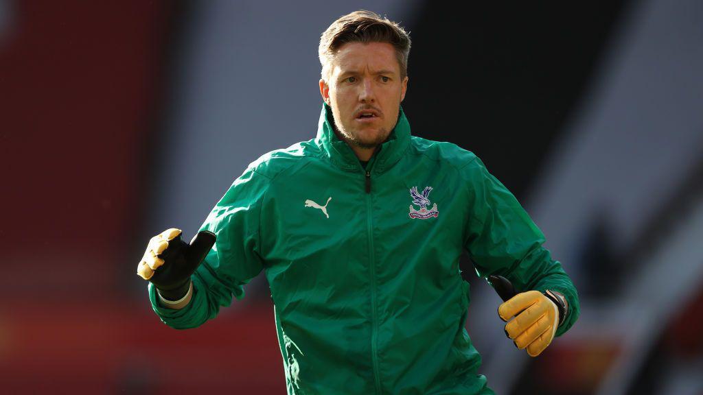 Ex-Palace keeper Hennessey announces retirement
