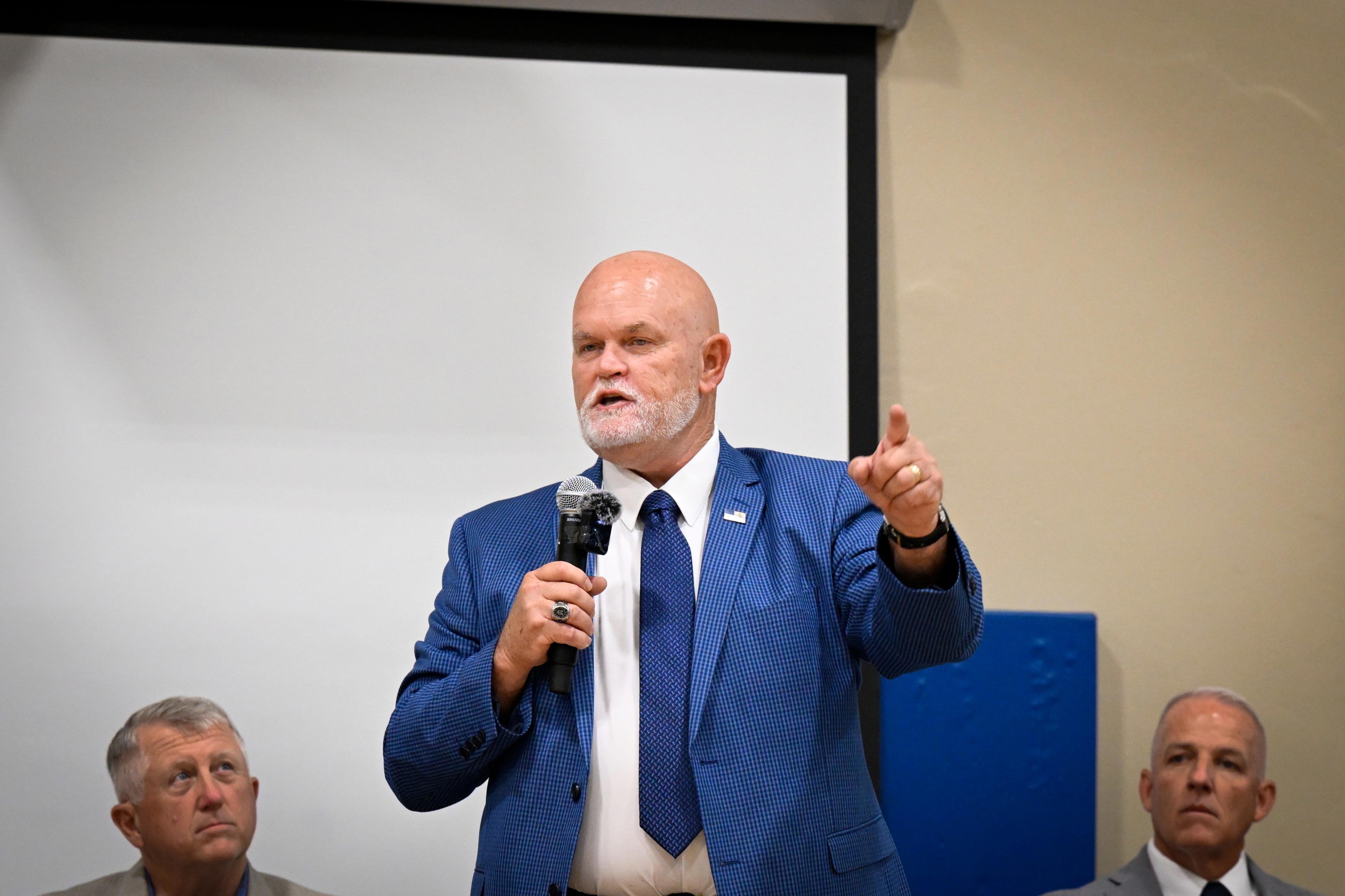 Spartanburg sheriff candidates offer views on diversity hiring, ICE ...