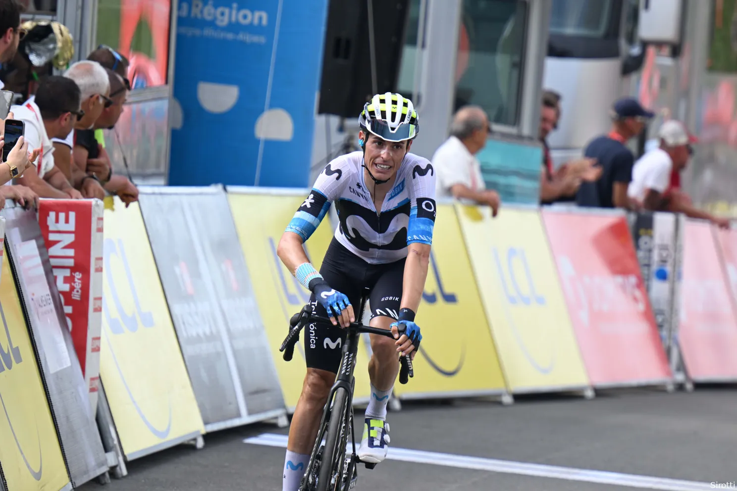 After losing time several times, Mas and Movistar might just be ...