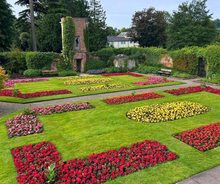 Six Dacorum parks receive coveted internationally-recognised Green Flag ...