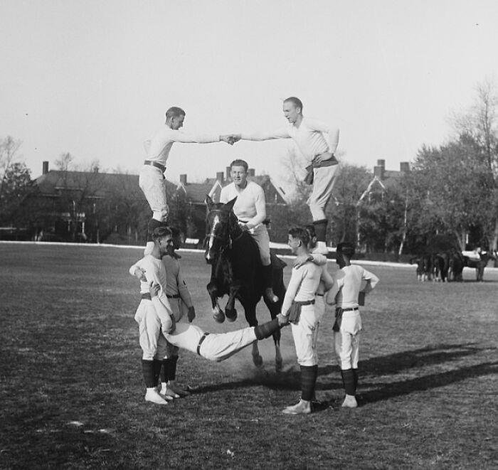 Travel Back In Time With These 47 Stunning Photos Of 1920s D.C.