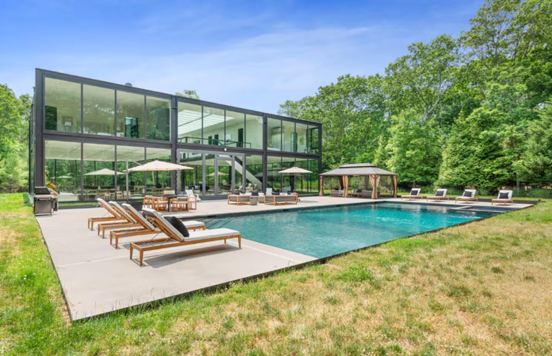 12 beautiful remote mansions in the UK and around the world