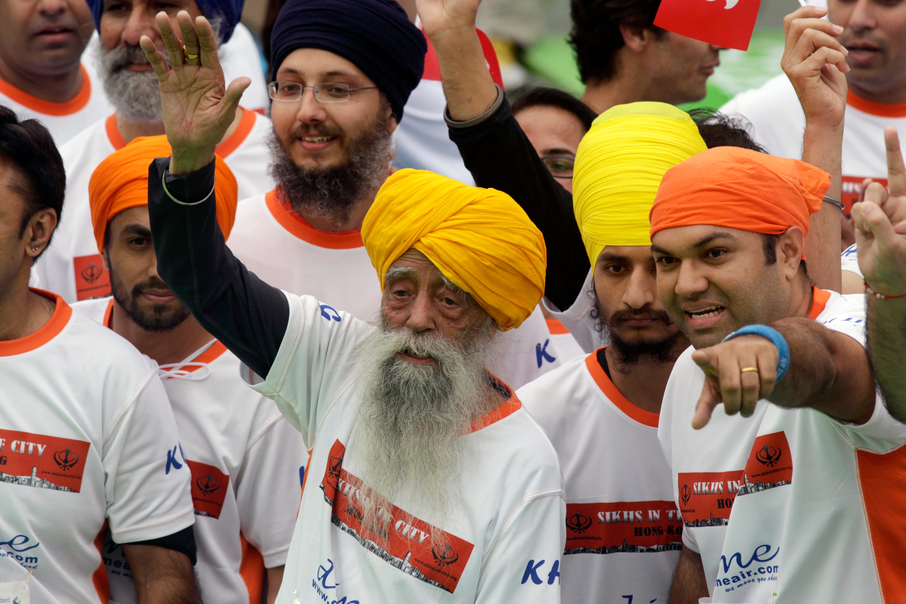 World's oldest marathon runner Fauja Singh dies at 114 in hit-and-run