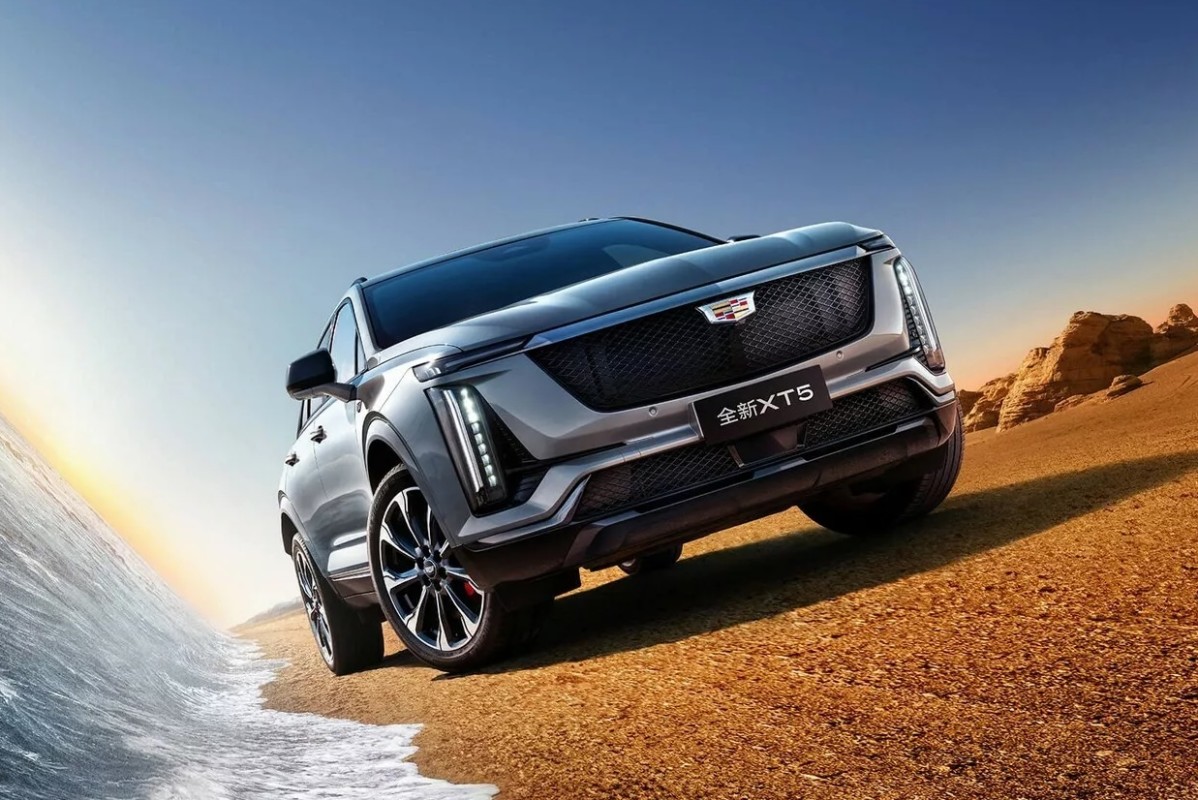 The Next-Gen Cadillac XT5 is Coming to America After All