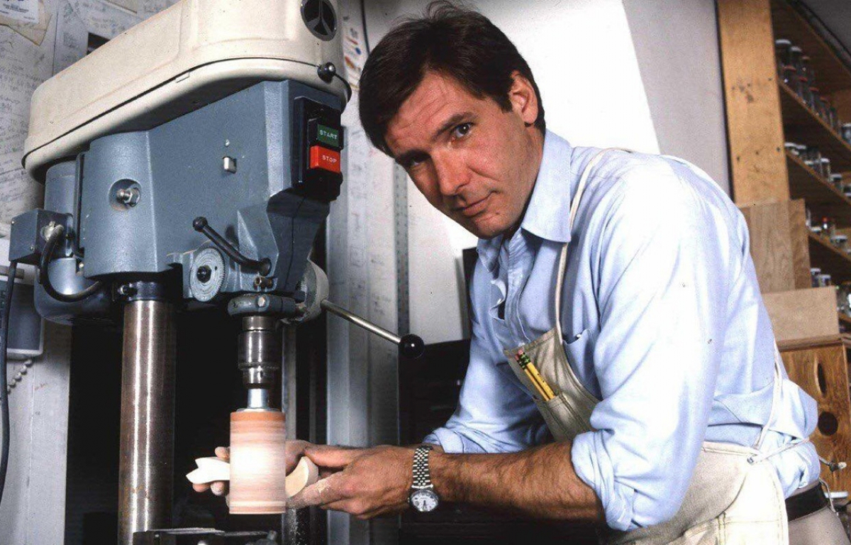 25 Actors Who Had Totally Different Jobs Before Fame