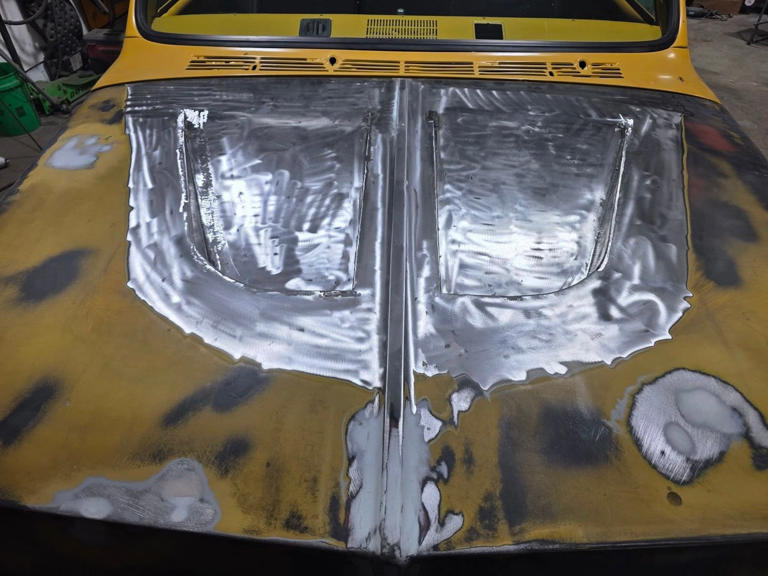 This C10 on a Replica McLaren Chassis Is the Wildest Truck You'll See Today