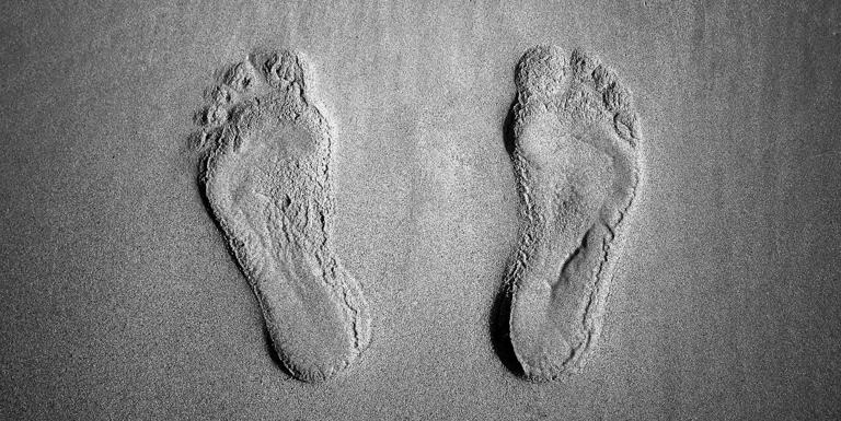 Archaeologists found 115,000-year-old human footprints where they ...
