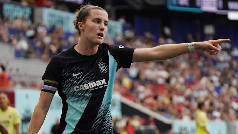 Excited Over Future, Tierna Davidson Extends Gotham Contract Amid ACL Rehab