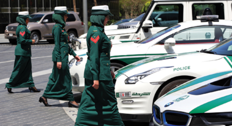 UAE: From Bugatti Veyron to Rolls-Royce, why Dubai Police uses world’s ...