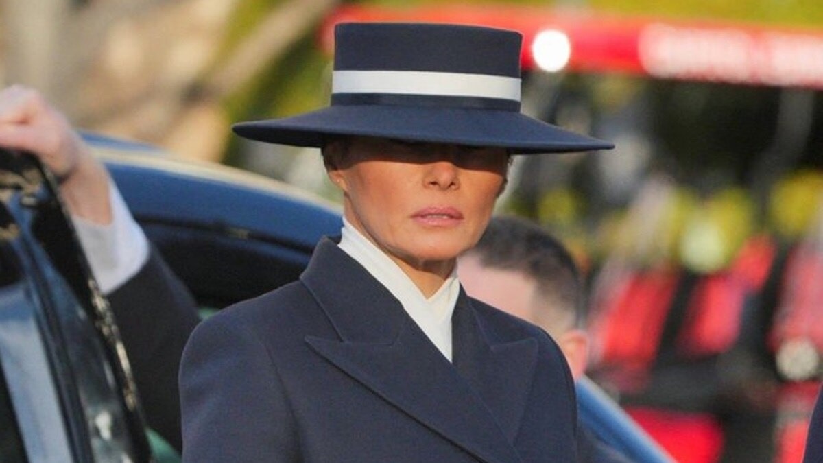 Did secret agent Melania Trumpenko turn Trump against Putin?