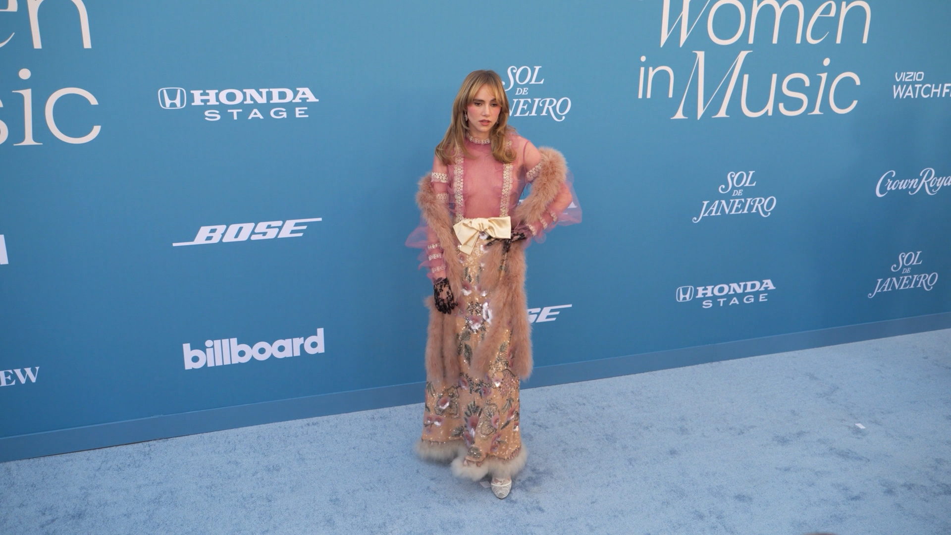 Suki Waterhouse hospitalisée après une erreur de garde-robe qui a mal ...