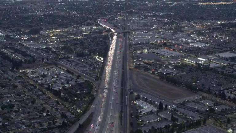 3 dead, 2 others hurt after pursuit crash on 5 Freeway in Orange County