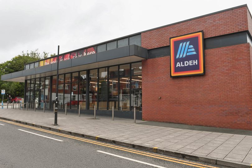 Oasis fan urges Aldi to keep Heaton Park store name change permanent