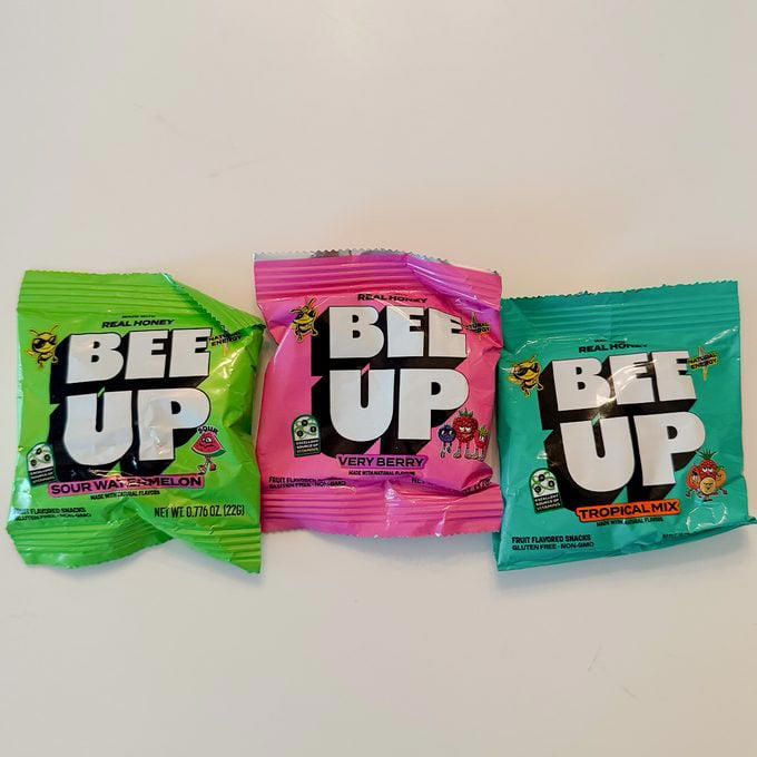 Tom Brady vs David Beckham: Who Has the Better Gummy Snacks?