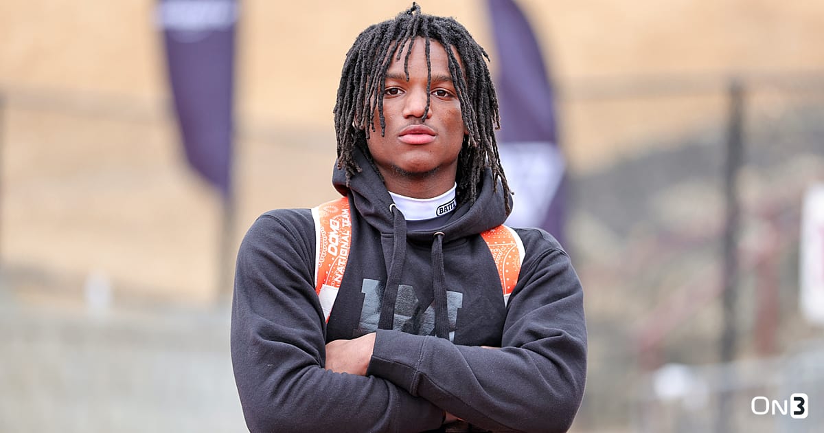 Four-star South Carolina target moves up commitment announcement