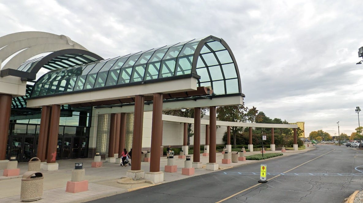 Oakland Mall partially reopens after flooding from burst pipe