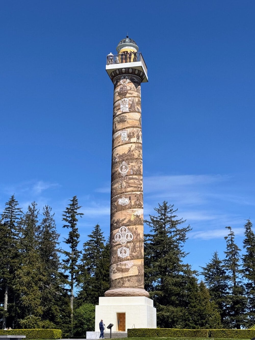 Astoria Column Depicts Pacific Northwest History