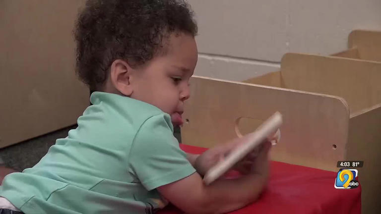 6 Best Eye Primers for Mature Skin to Create a Creaseless Base