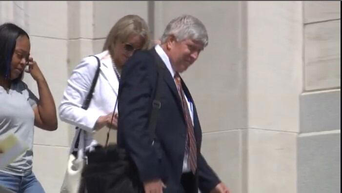 Lawyer in Mobile ‘kingpin’ case admits using AI program that produced ...