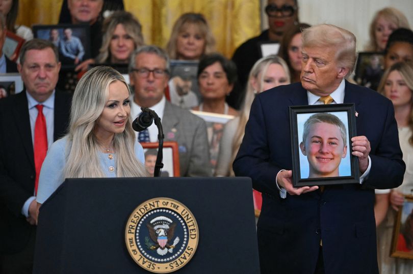 Awkward moment Trump refuses to keep a picture frame of deceased son ...