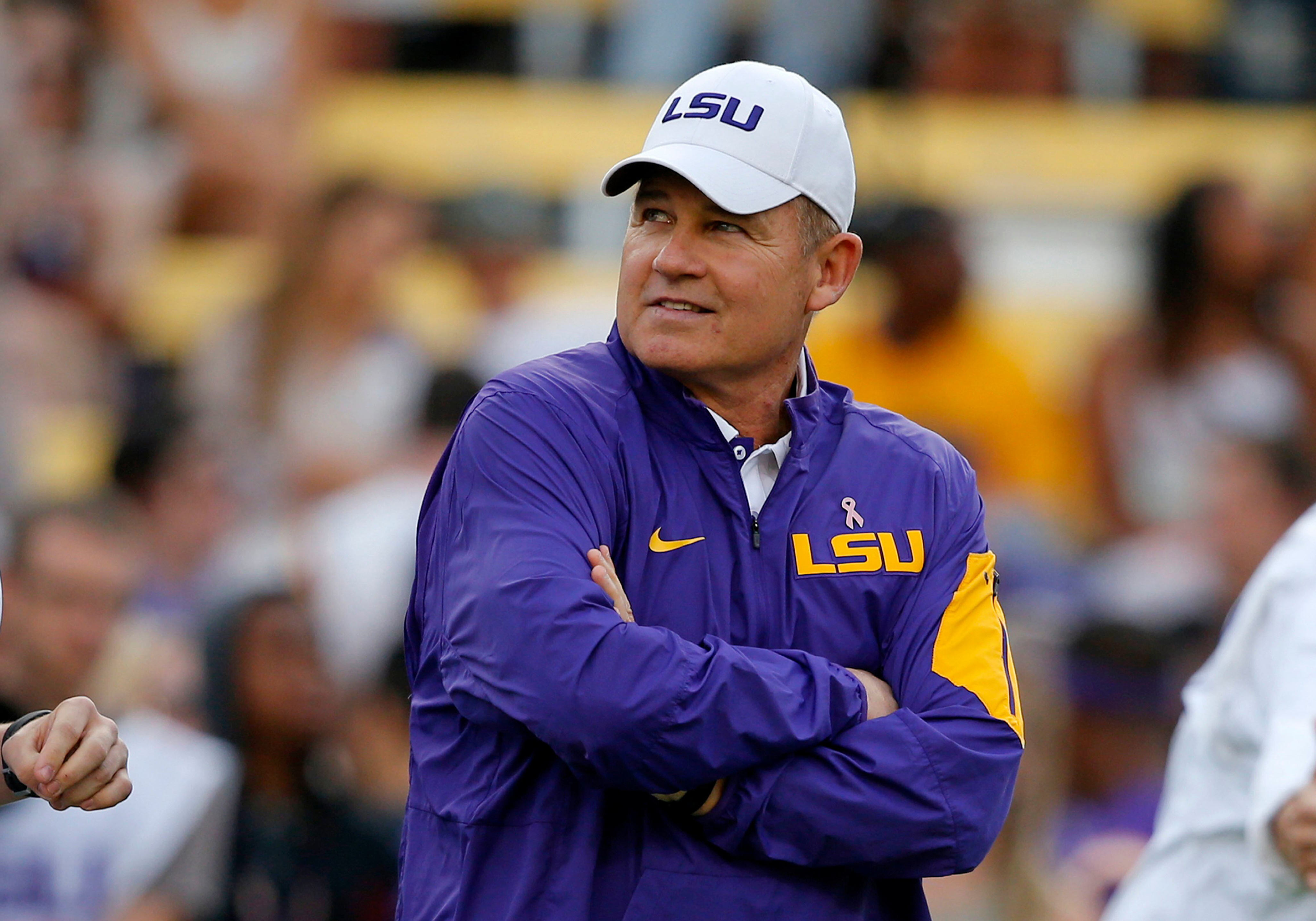 Les Miles lawsuit against LSU advances after appeals court denies state ...