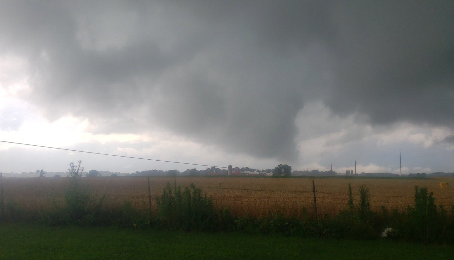 Tornadoes spotted in central Wisconsin as Milwaukee area is under a tornado watch