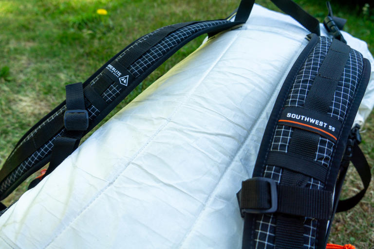 New Woven DCF, Improved Classic UL Pack: Hyperlite Mountain Gear ...