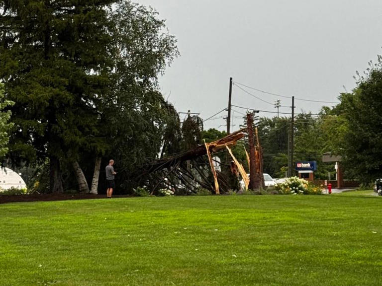 Storms cause damage, power outages in McLean County