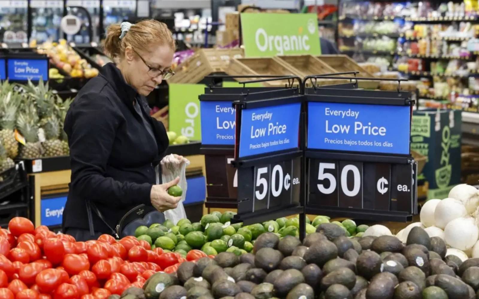 US consumer confidence drops to lowest level since 2014