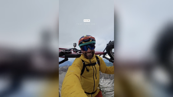 Andreas Tonelli, il biker estremo e influencer morto in Val Gardena: il ...