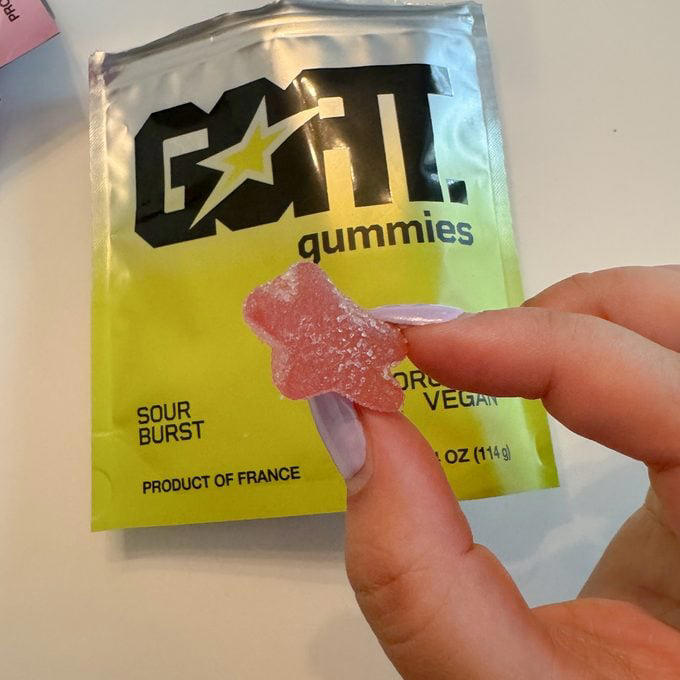 Tom Brady vs David Beckham: Who Has the Better Gummy Snacks?