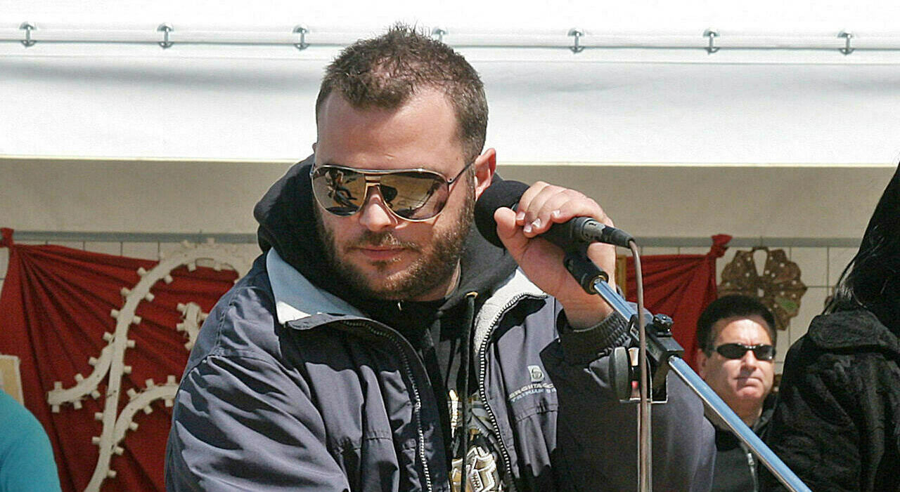 Ivan Ciullo trovato impiccato a un albero, il dj aveva 34 anni: caso ...