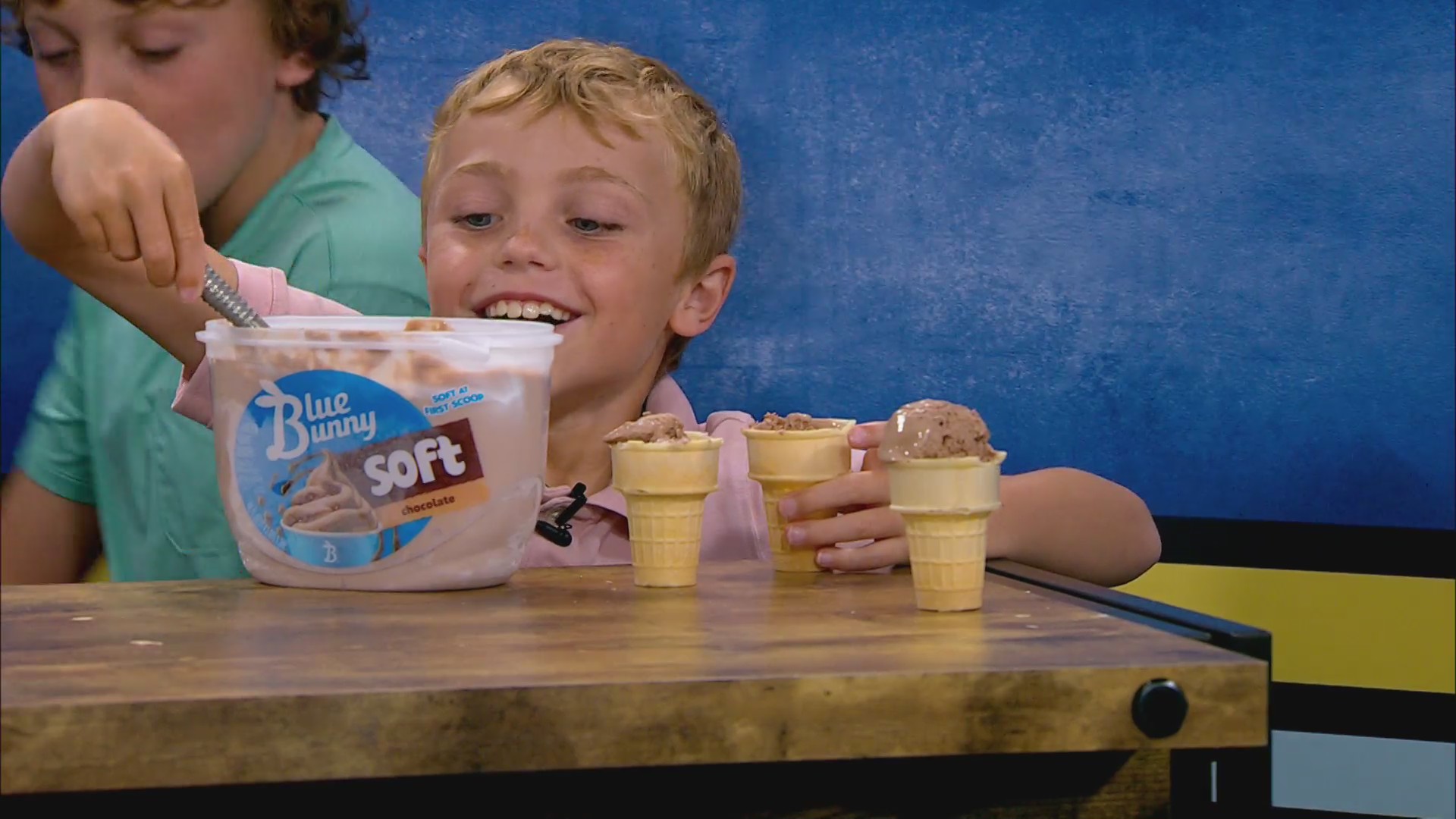 Michelle’s Nephews Battle It Out in an Ice Cream Sundae Making Competition