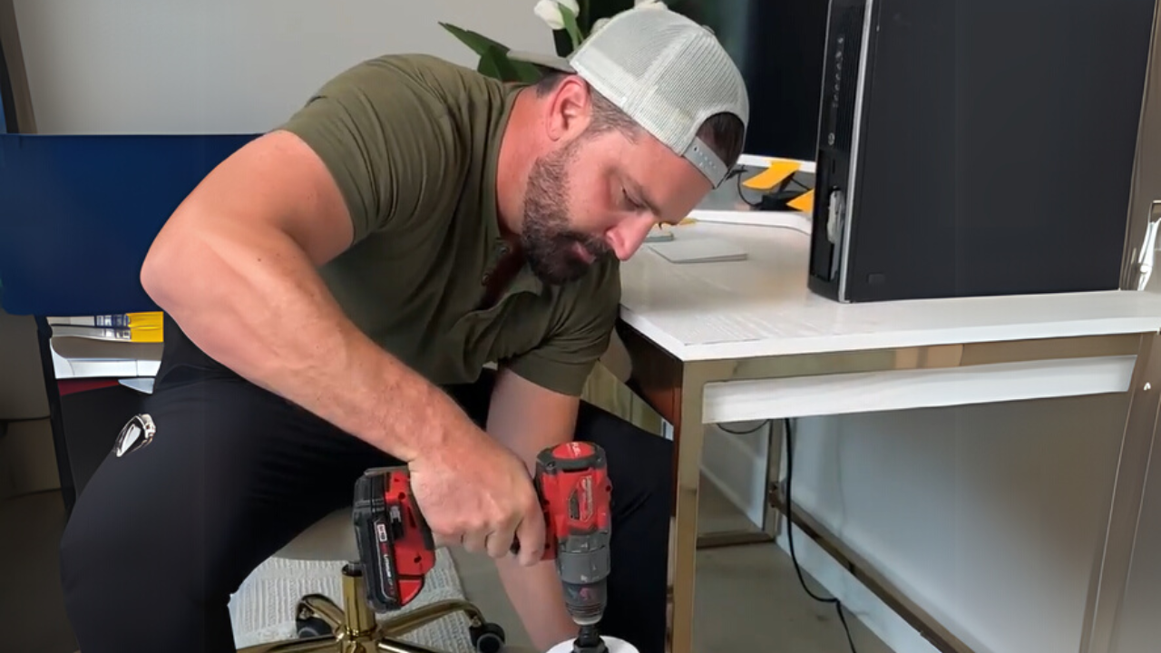 Redneck Vacuum-Sealed Trash Can Hack