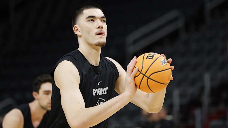 LOOK: Zach Edey Stops By Purdue Basketball Practice