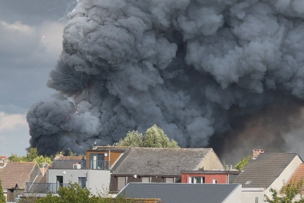 Tomorrowland: Huge fire engulfs main stage two days before festival opens
