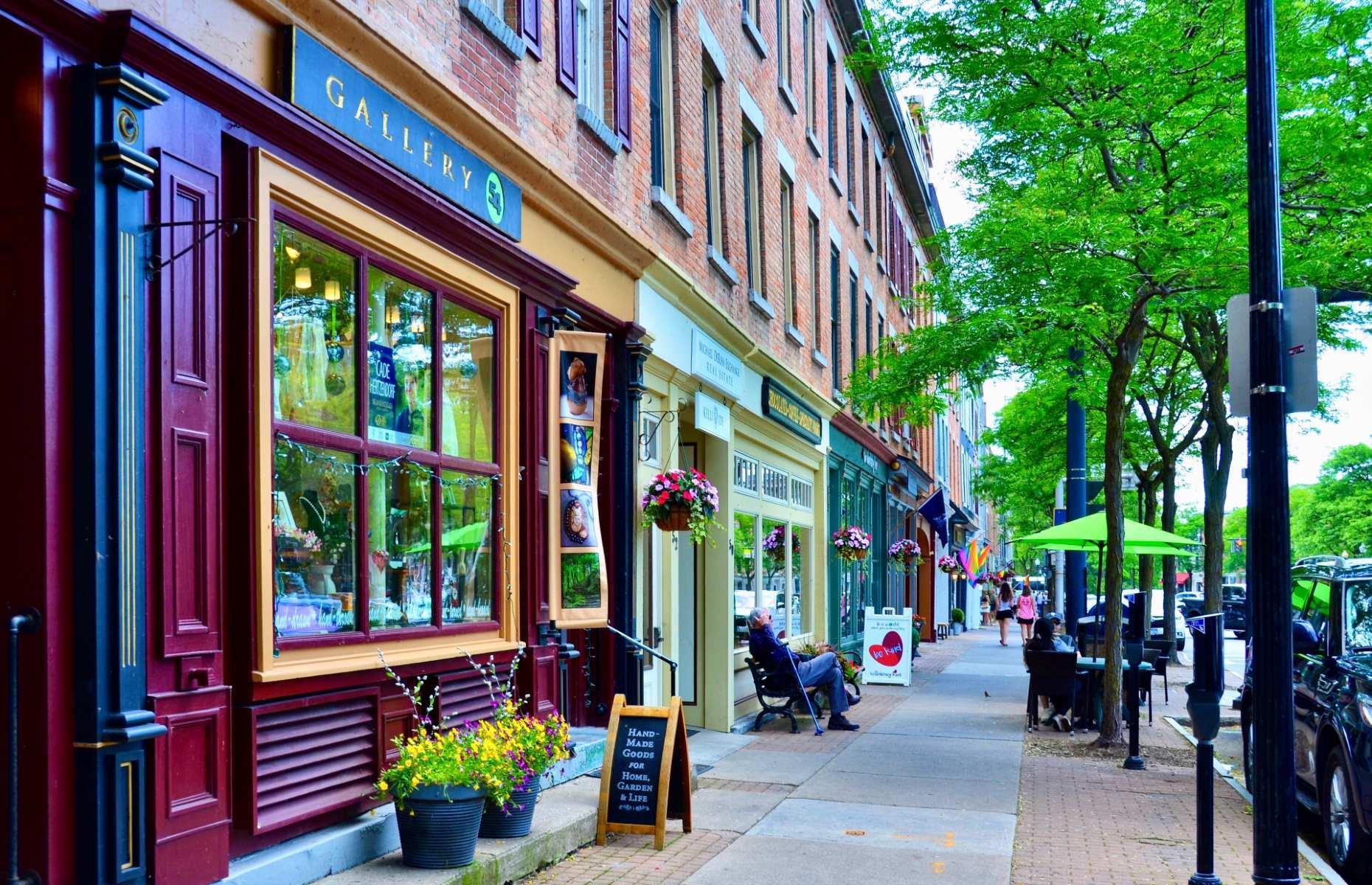 New York's Most Delightful Small Towns You'll Want To Visit