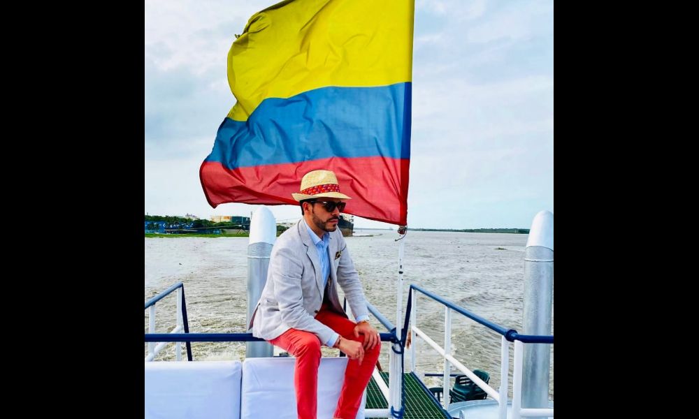 Abelardo De La Espriella anuncia su candidatura presidencial para 2026