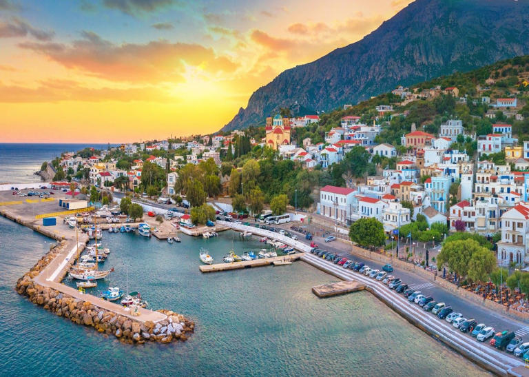 Ικαρία: Το νησί των μακρόβιων και της ατέλειωτης ομορφιάς